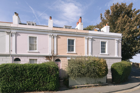 Munday's Estate Agents Ltd. - Residential and Commercial property sales ...